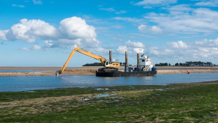 River Dredging Methods and Environmental Impact